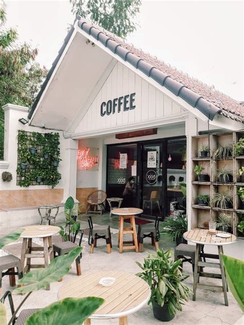 Desain Cafe Sederhana Murah Di Depan Rumah Rak Gondola Minimarket