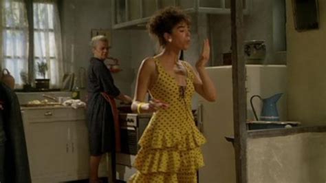 La Robe Jaune à Pois De Isabelle Adjani Dans LÉté Meurtrier Spotern