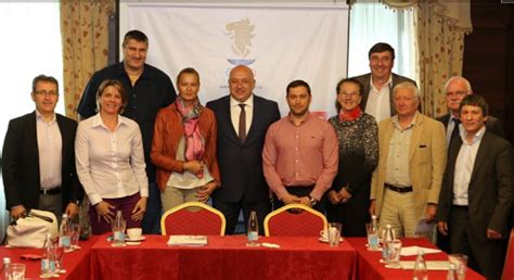 Министър Кралев присъства на заседание на БОК Утвърдена е българската делегация за Баку