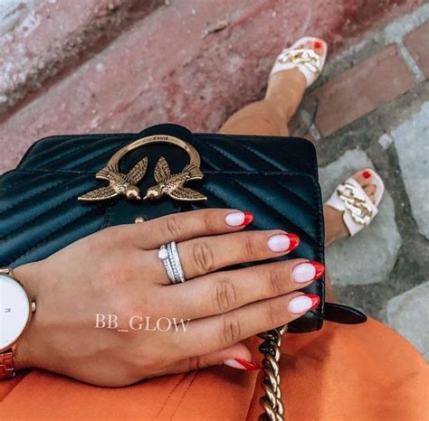 Nails Top Artists Thessaloniki νυχια γαλλικο κοκκινο ασπρο
