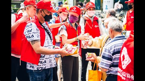 世代公益協會 韓肅愛心戰隊，龍山寺，關懷遊民。公益慰問世代公益協會關懷遊民正能量公益活動 Youtube