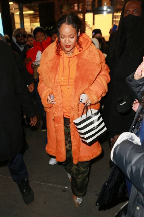 Ladeezpop วันจ่ายของริฮันน่า Rihanna ไปช้อปปิ้งที่