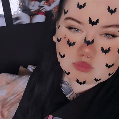 Paige Taylor Paigeth99 • Threads Say More