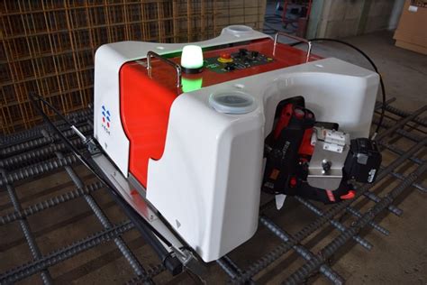 協働型鉄筋結束ロボット「トモロボ」が、土木・インフラ工事向けに対応します。 企業リリース 日刊工業新聞 電子版