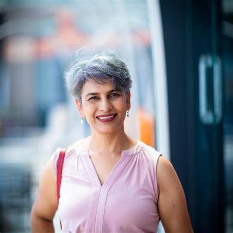 Dr Surbhi Singh