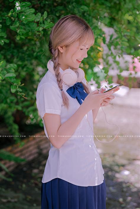 Nữ Sinh Tiệm Ảnh Xinh Chụp ảnh Chuyên Nghiệp Tại Bình Dương
