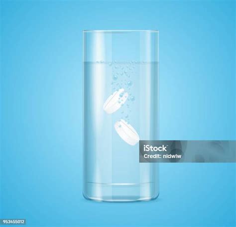 현실적인 상세한 3d 유리 의료 약 거품 벡터 개념에 대한 스톡 벡터 아트 및 기타 이미지 개념 건강관리와 의술 건강한