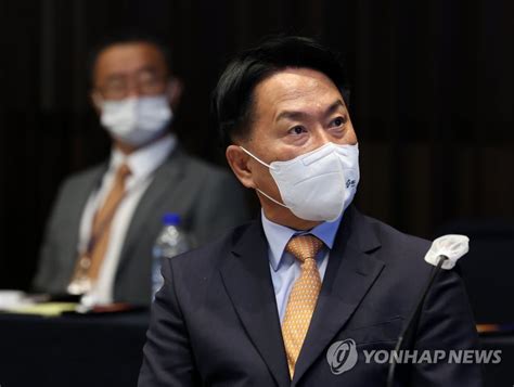 이성헌 구청장 시장·군수·구청장협의회 공동회장단 회의 참석 연합뉴스