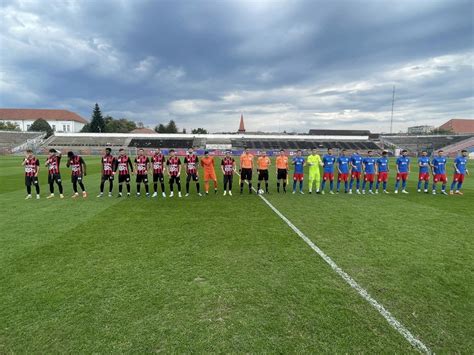FC Bihor A Remizat Cu Gloria Bistrita Nasaud Dar Ramane Pe Locul