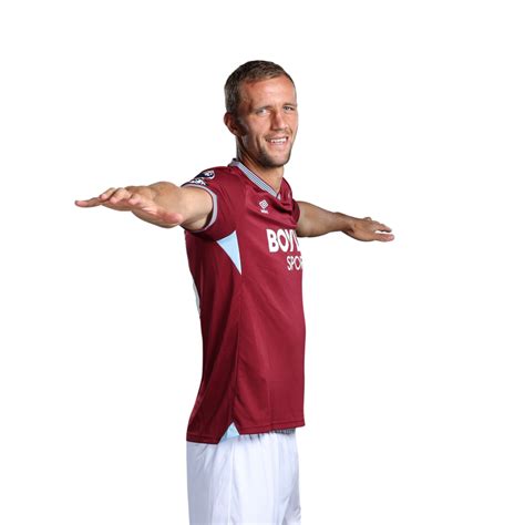 west ham united issue retained list west ham united f c