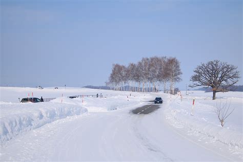 初めて雪道運転する前に知っておきたいこと走り方滑ったスタックしたら