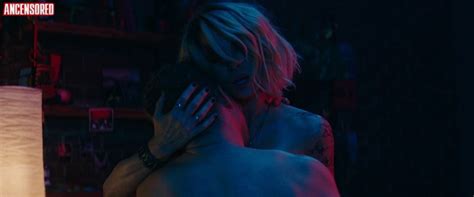 Naked Kate Beckinsale In Jolt
