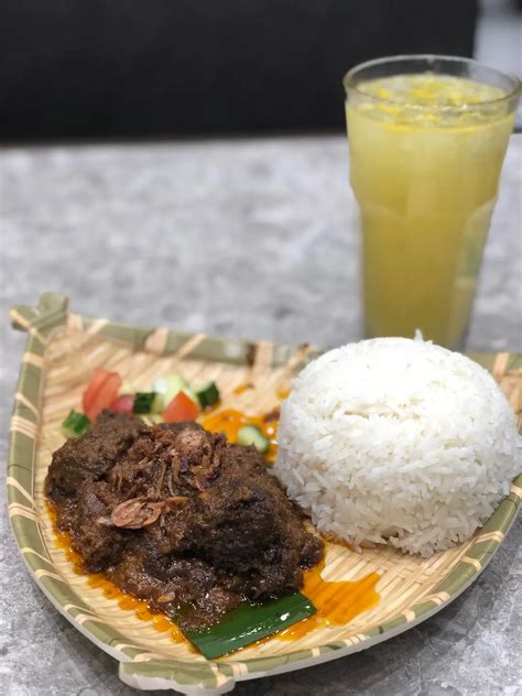 Beef Rendang With Rice 香港大角咀的亞參雞飯 奧海城1期 Openrice 香港開飯喇