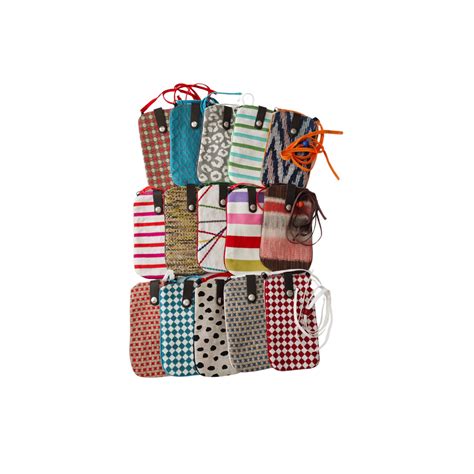 Fundas de móvil Fundación Arraigo