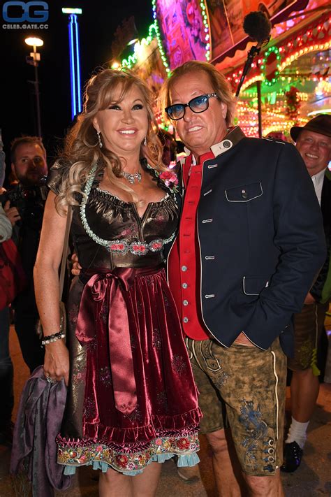 Carmen Geiss Nackt Nacktbilder Playboy Nacktfotos Fakes Oben Ohne