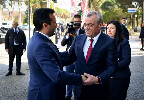 Средба на премиерот Заев и владина делегација со претседателот на Парламентот во Албанија Ручи