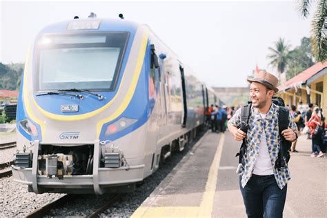 Dmu Railway To See Malaysia