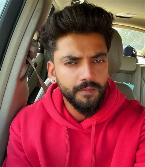 Zaheer Iqbal Photos 3 Mixindia