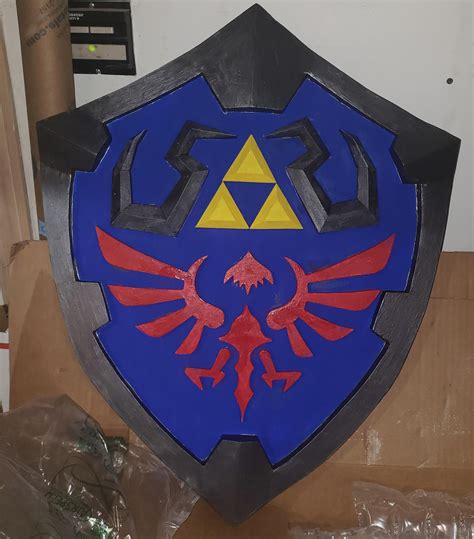 Wood Hylian Shield Replica I Made Rthelegendofzelda