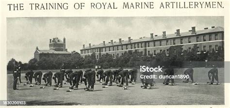 물리 훈련 Eastney Barracks Portsmouth 영국 군사 역사 빅토리아 1890 년대 19 세기의 왕립 해병 포병
