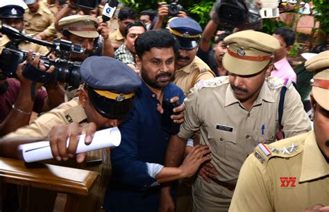 Kochi Malayalam Actor Dileep Being Taken To Aluva Jail Social News Xyz