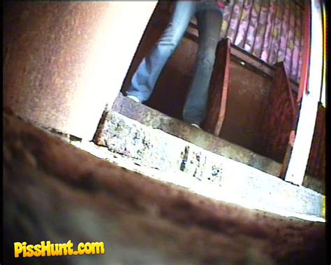 Pissing Chick Get Busted And Filmed In Park Loo Porn Pictures Xxx
