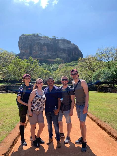Private Driver Sri Lanka Best Way To Travel In Sri Lanka