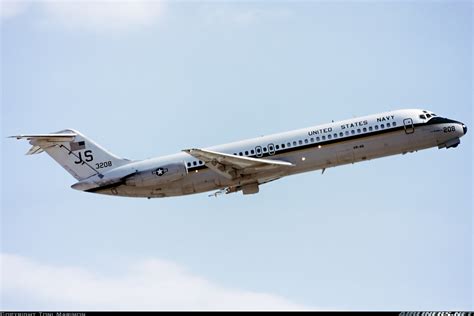 Mcdonnell Douglas C 9b Skytrain Ii Dc 9 32cf Usa Navy Aviation