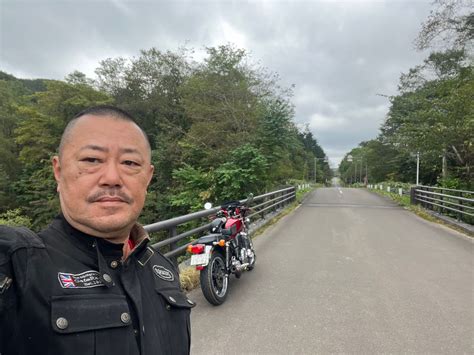 紅の還暦豚さんの投稿したツーリング情報 すり減った後輪タイヤ朝から交換してタイヤ｜バイクのカスタムツーリング情報ならモトクル