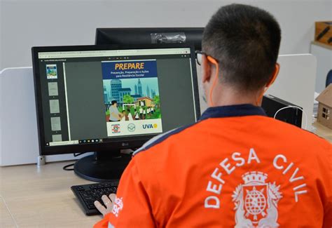 Defesa Civil lança cartilha gratuita para ensinar a lidar desastres naturais