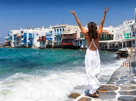 Why You Should Give Up Whatever Youre Doing And Visit Mykonos Now