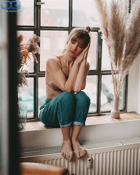 Isabell Horn Nackt Nacktbilder Playboy Nacktfotos Fakes Oben Ohne