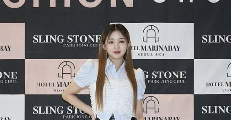 버스터즈 민지 당당한 모델 포즈 [포토]