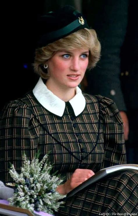 Diana Queen Of Hearts 31 Glamorous Photos Of The Princess Of Wales