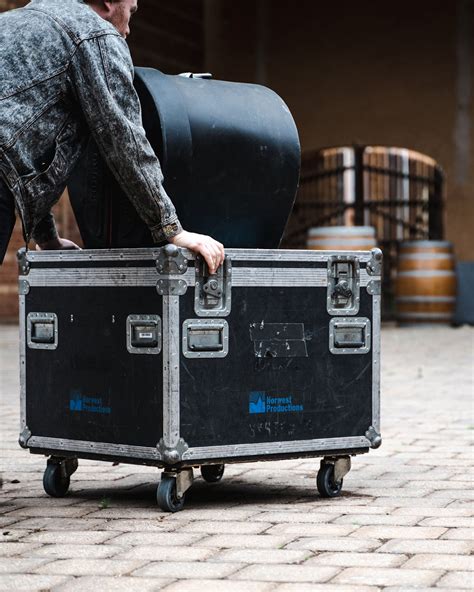 Beers Gymnastics And Chaotic Energy Life On The Road Kerrang