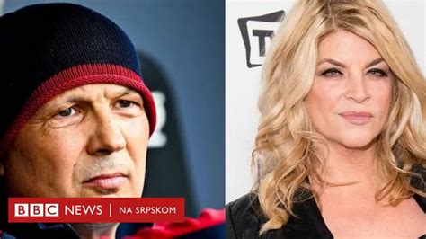 Svet U Godina U Kojoj Je Fudbal Ostao Bez Kralja A Britanija Bez Kraljice BBC News Na