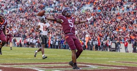 Virginia Tech Wr Xayvion Turner Bradshaw Enters The Tech Lunch Pail