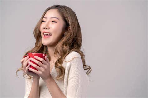 Lagi Viral Tren Rambut Warna Milk Tea Gimana Ya Cara Rawatnya Sonoraid