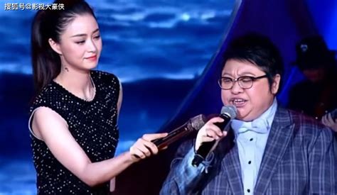 韩红说的没错： 无人敢娶”的蒋欣，已经走上另一条路 八阕