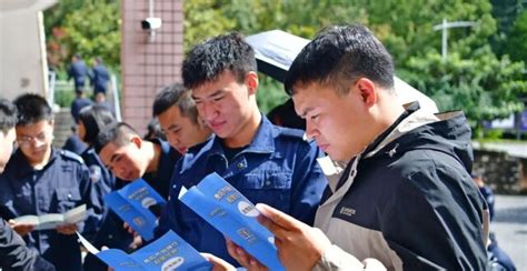 市委政法委联合贵州警察学院、贵阳学院开展贵阳贵安2024年“筑人才·强省会”高校毕业生留筑行动政策宣介活动腾讯新闻