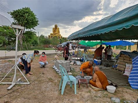 วันศุกร์ที่ 2 กรกฎาคมนี้หลวงพ่อมีกิจนิมนต์เพล จะกลับถึงสำนักประมาณ 14 00น ครับ วันเสาร์