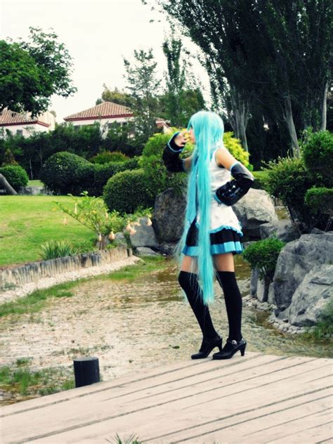 Hatsune Miku Cosplay By Nyudiamond On Deviantart