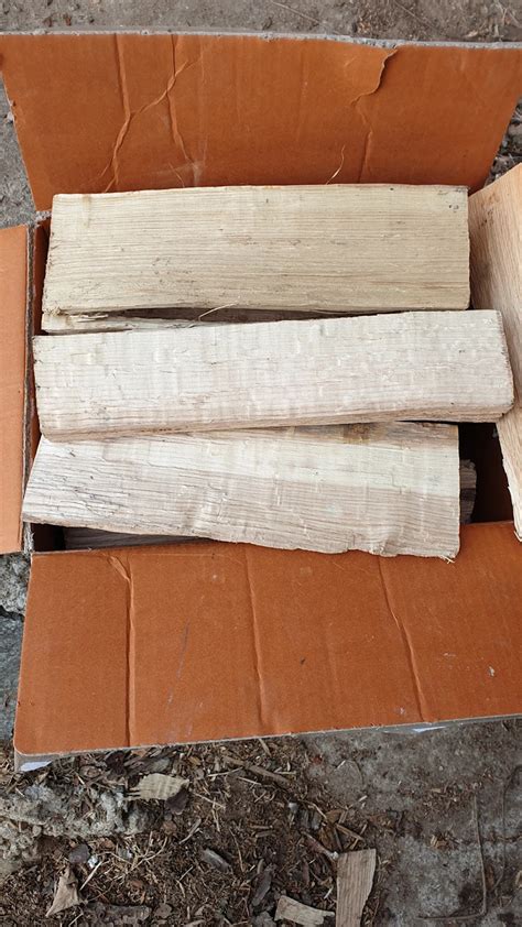 캠핑용 장작참나무 10kg 당근마켓 중고거래