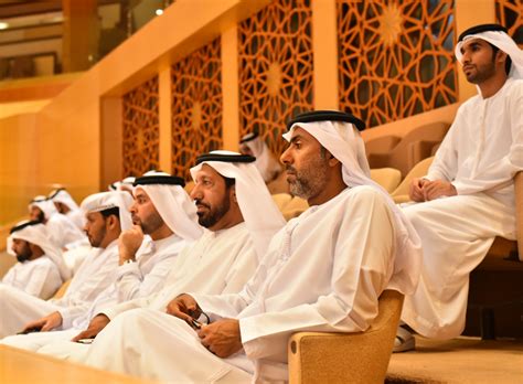 وزارة الدولة لشؤون المجلس الوطني الاتحادي تستضيف 30 متطوعاً و23 طالباً