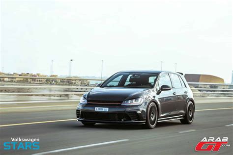سيارة جولف Gti كلبسبورت معدلة ستيج 3 تنافس في تحدي نجوم فولكس واغن