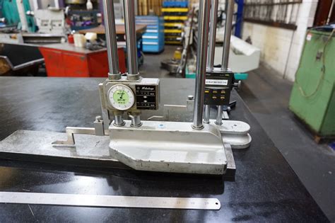 Granite Surface Table And Mitutoyo Height Gauge