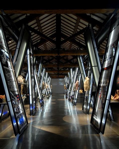 Tổ Chức Triển Lãm Chuyên Nghiệp