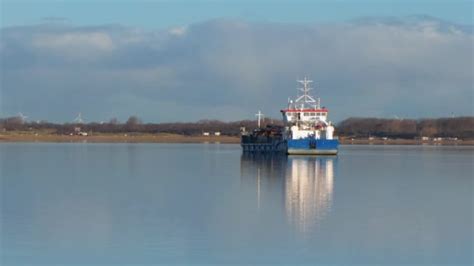 38 Hopper Dredger Videos Royalty Free Stock Hopper Dredger Footage Depositphotos