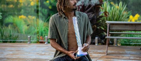 What Is A Bong A Deep Dive Into The World Of Bongs Glass Bongs Australia