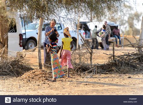 FERLO DESERT SENEGAL APR Unidentified Fulani Girls Talk With A Tourist Fulanis